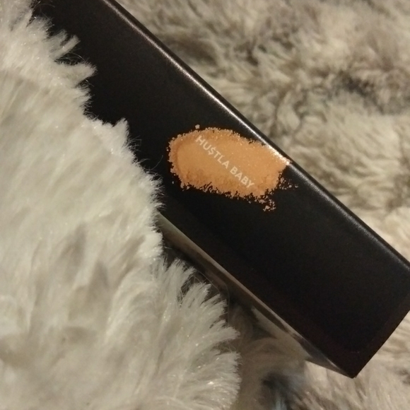 Fenty Beauty | Makeup | Fenty Beauty Killawatt Freestyle Highlighter ...